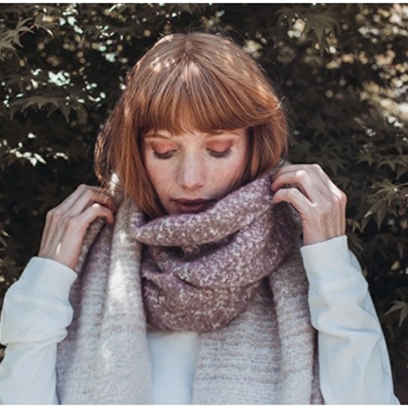 Mer Sea | Accessories | 45 Mer Sea Pink Ombre Oversized Fuzzy Blanket ...